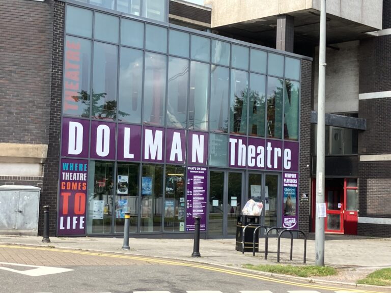 Dolman Theatre - Newport / Casnewydd